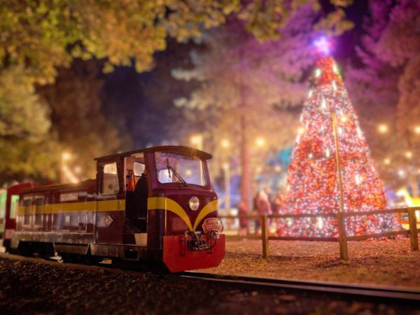 Buy Santa Train - The Festival of Light Tickets online - Longleat