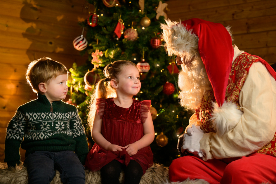 Buy Santa Spectacular Tickets 2025 Tickets online - Willows Activity Farm
