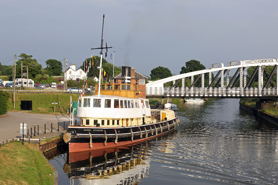 Buy Sutton Weaver Swing Bridge - Acton Bridge Steam Rally 4 October ...