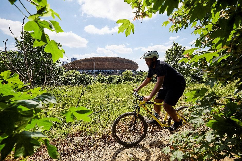 Buy Self-Pedal Session - MTB Tickets online - GLL/Better