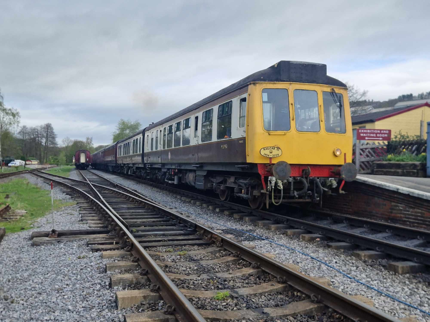 Buy Matlock Raft Event - Park & Ride Tickets online - Peak Rail Ltd