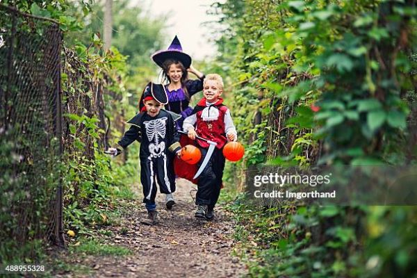 Buy Halloween Fun Run Tickets online - Thorpe Farm Centre