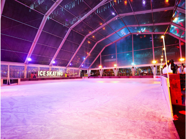 Buy Ice Skating Tickets online - Reigate On Ice